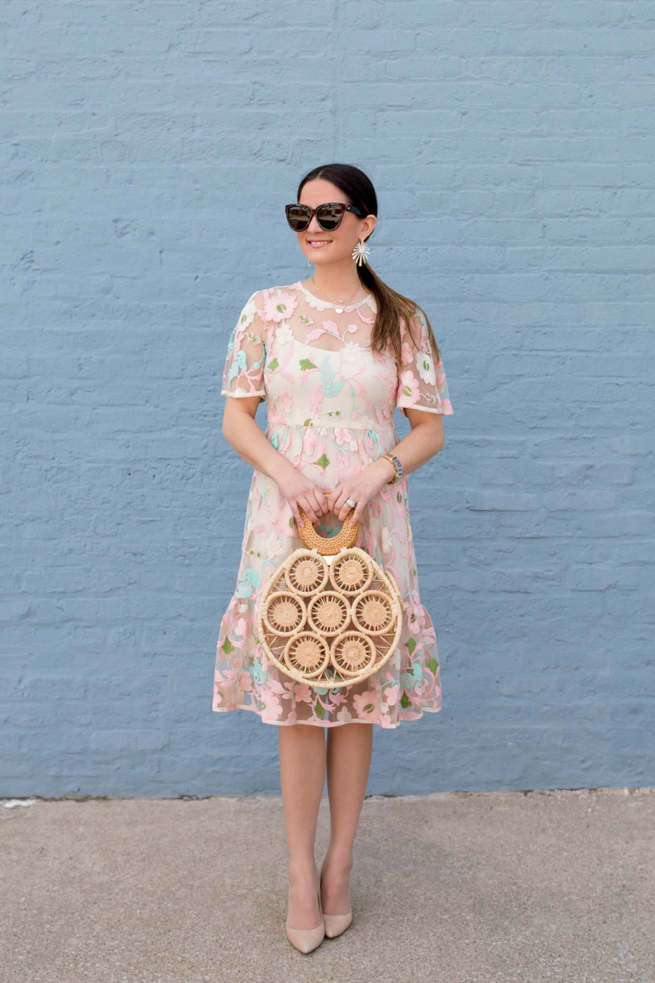 How to Style a Cult Gaia Straw Bag | Style Charade