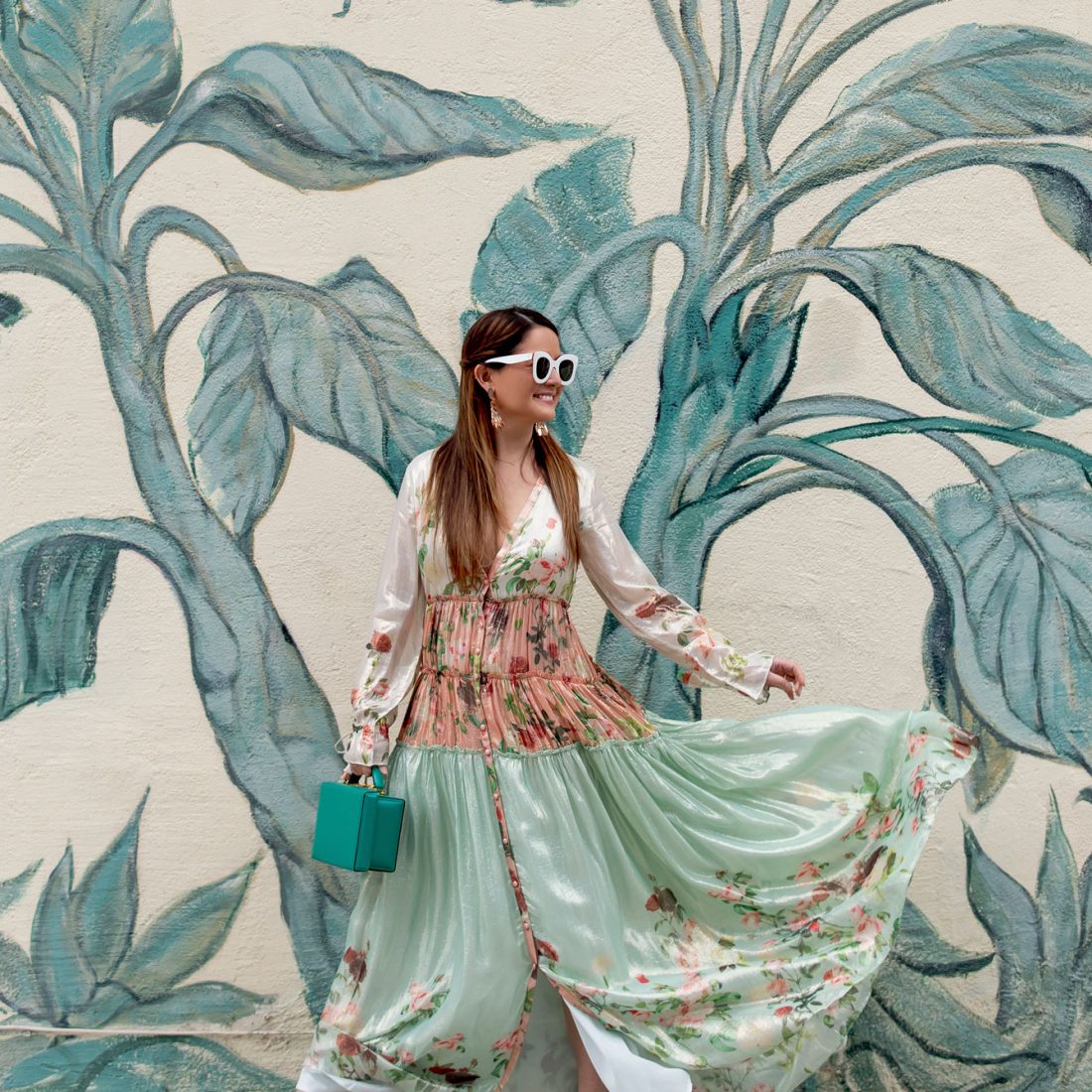 Jennifer Lake | Chicago Fashion Blogger | Travel | Home Design