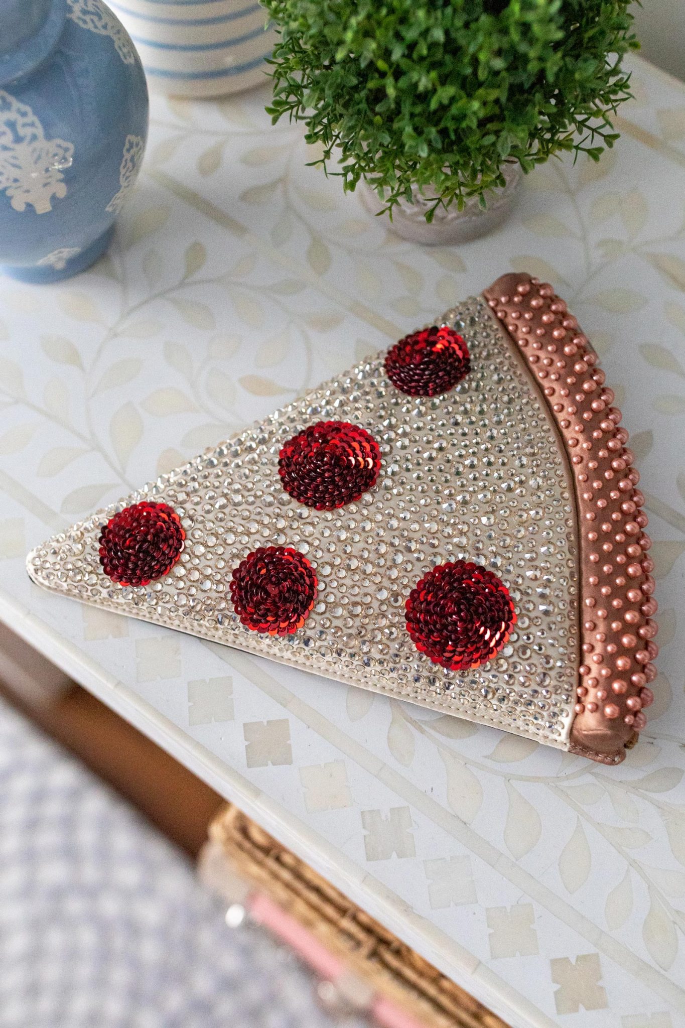 Kate Spade Novelty Bags | A Closer Look - Style Charade